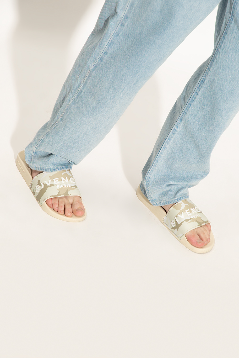 Beige Rubber slides with logo Givenchy - Vitkac GB