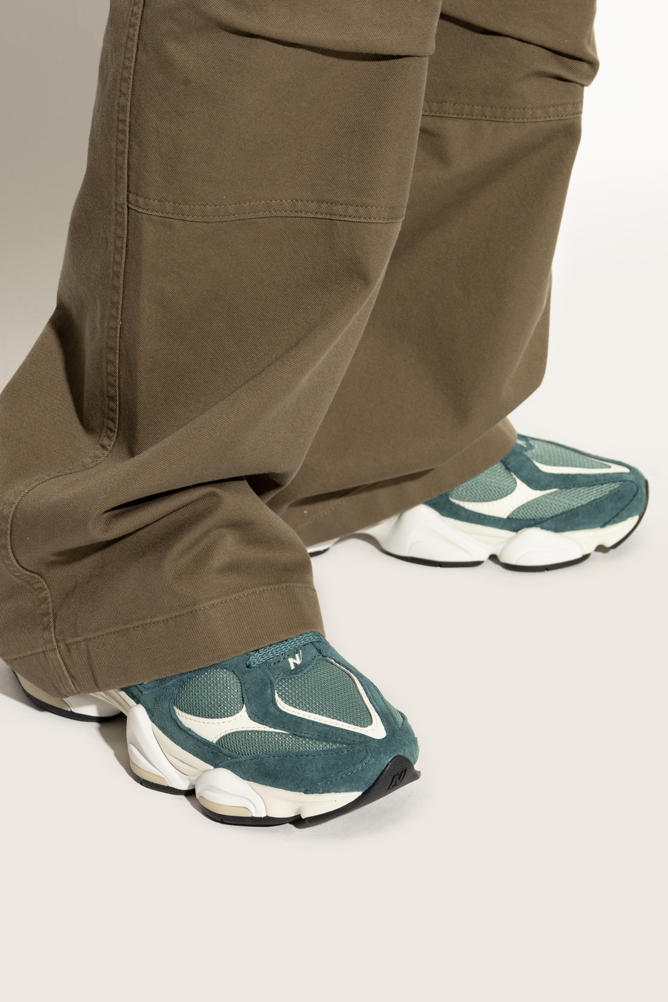 New Balance Sports shoes `U9060EEK` | Men's Shoes | Vitkac