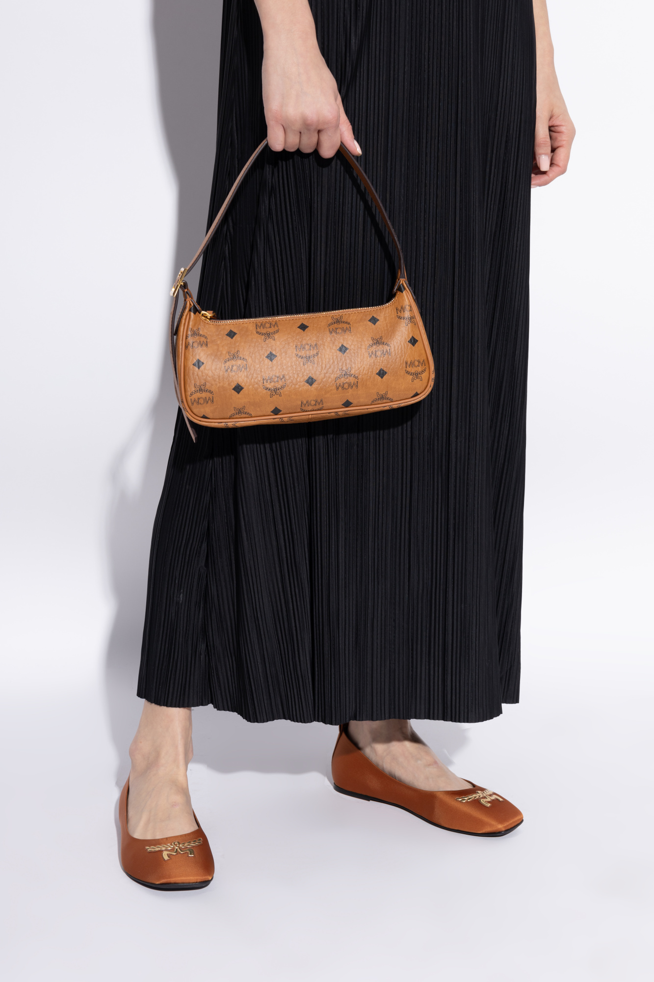 Brown Shoulder Bag Aren Small MCM - Vitkac GB